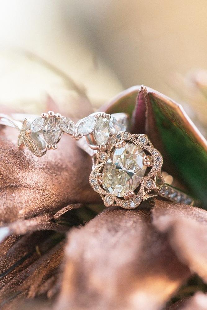 15 Gorgeous And Elegant Floral Engagement Rings