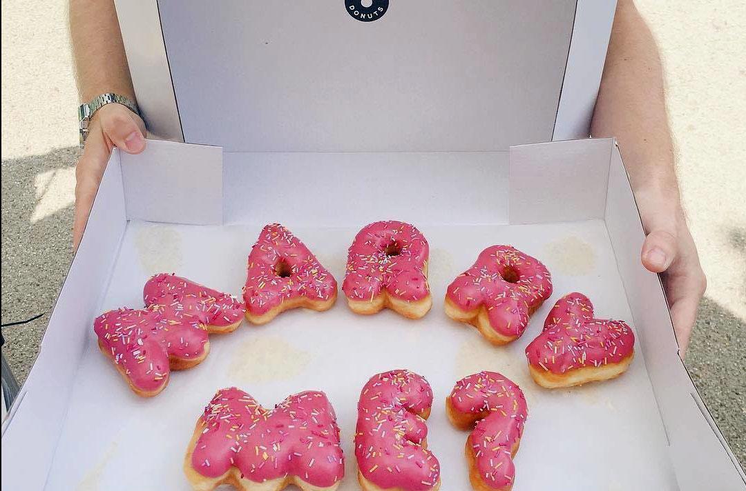 Romantic Ways To Propose: Creative Suggestions For Men