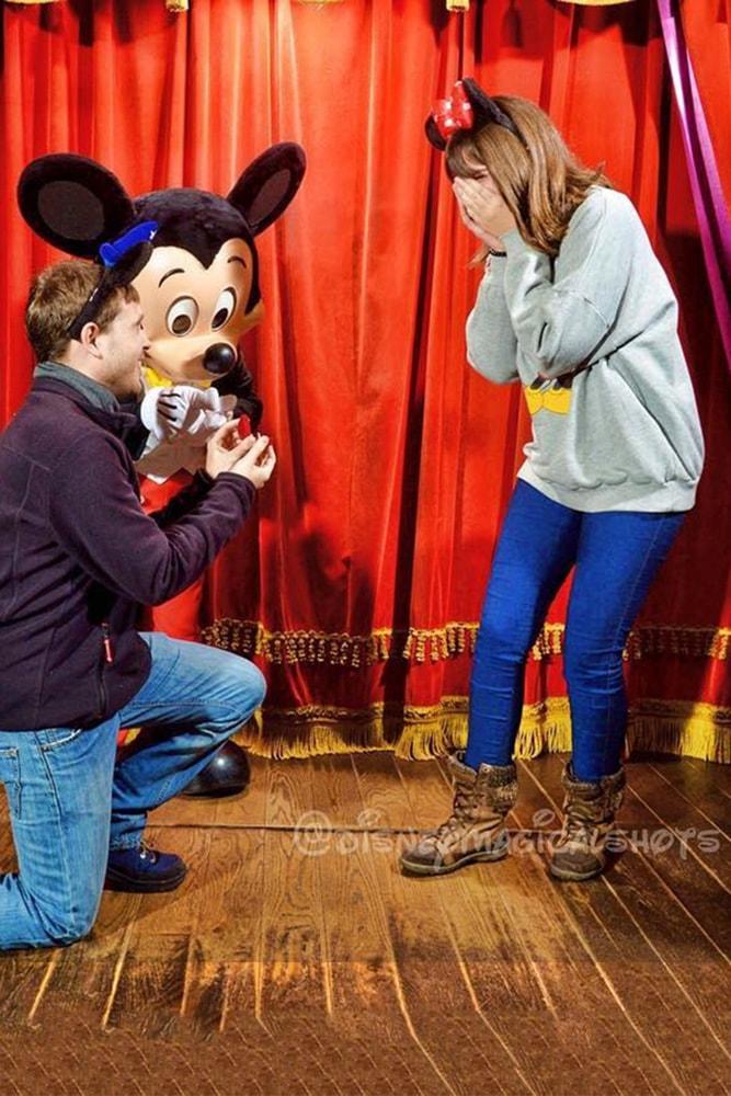 15 Disney Proposals For A Creative Couple