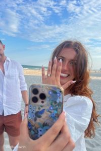 30 Top Photos Of Summer Proposal Ideas | Oh So Perfect Proposal