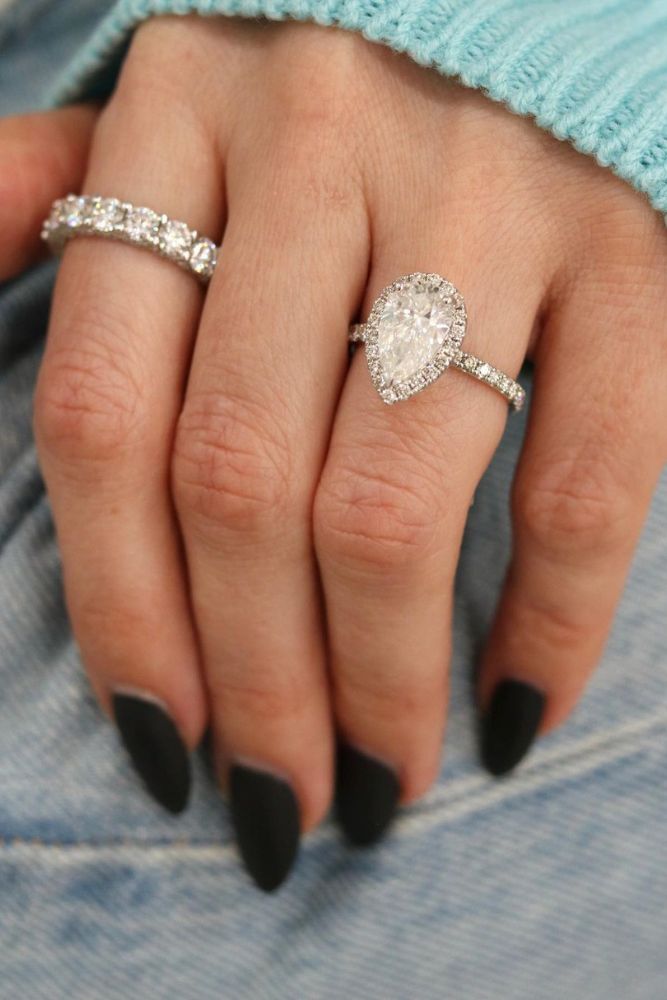 21 Simple Engagement Rings For Girls Who Love Classic